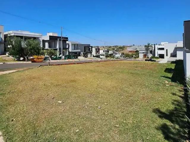 Terreno em Condomínio para Venda em Londrina/PR Parque Tauá