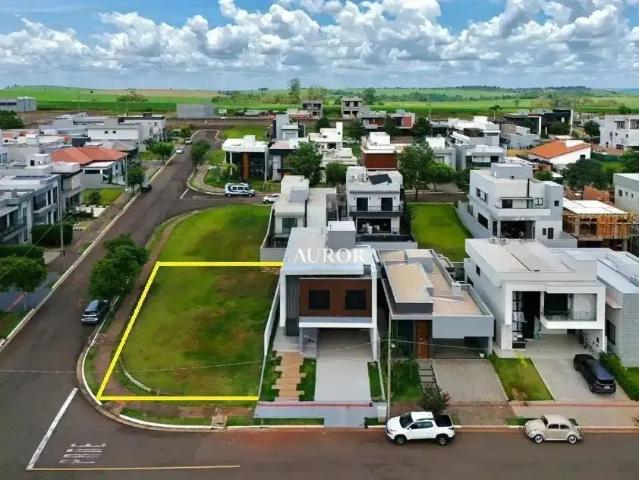 Terreno em Condomínio para Venda em Londrina/PR Parque Tauá