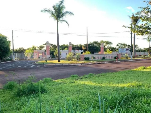 Terreno em Condomínio para Venda em Londrina/PR Parque Leblon