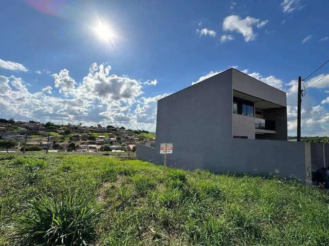 Terreno em Condomínio para Venda em Londrina/PR Parque Leblon