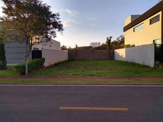 Terreno em Condomínio para Venda em Londrina/PR Vivendas do Arvoredo