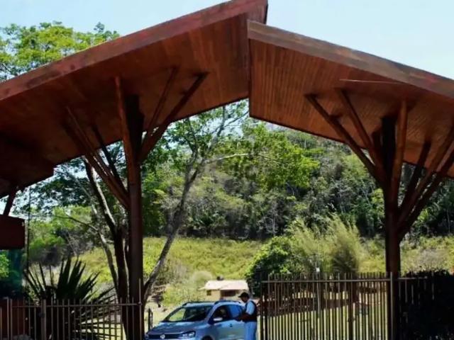 Terreno em Condomínio para Venda em Macaé/RJ Aroeiras