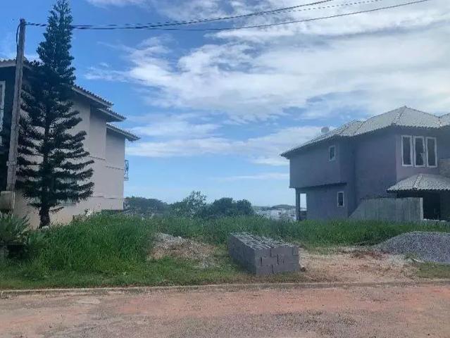 Terreno em Condomínio para Venda em Macaé/RJ Vale dos Cristais