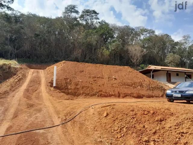 Terreno em Condomínio para Venda em Mairinque/SP Estação de Moreiras