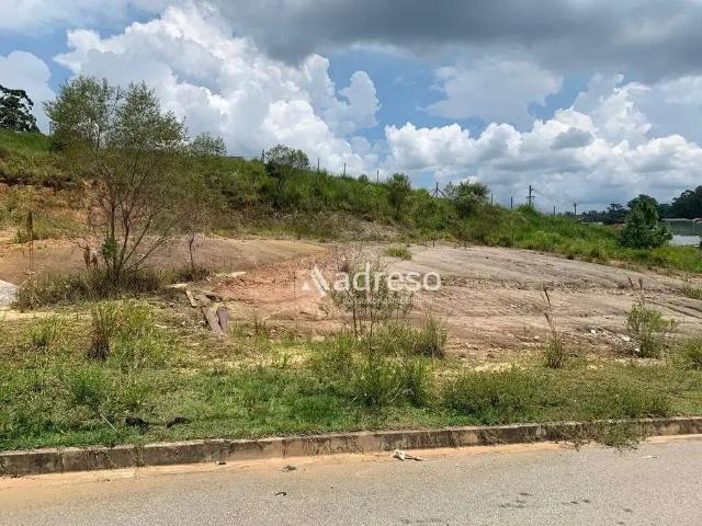 Terreno em Condomínio para Venda em Mairinque/SP Recanto dos Pássaros