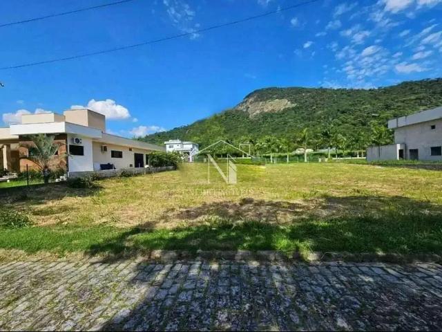 Terreno em Condomínio para Venda em Maricá/RJ Ubatiba