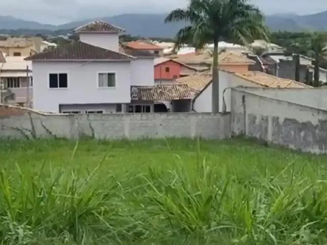 Terreno em Condomínio para Venda em Maricá/RJ Centro