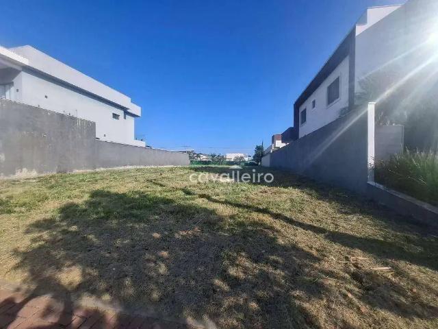 Terreno em Condomínio para Venda em Maricá/RJ Centro