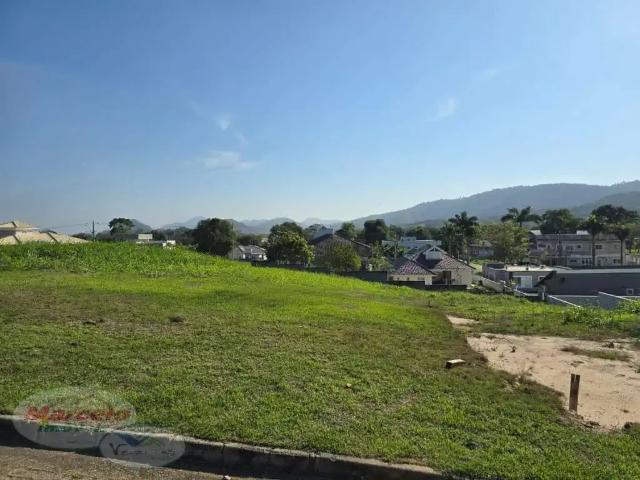 Terreno em Condomínio para Venda em Maricá/RJ Pilar