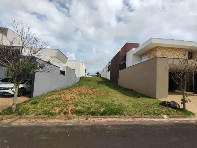 Terreno em Condomínio para Venda em Marília/SP Jardim América