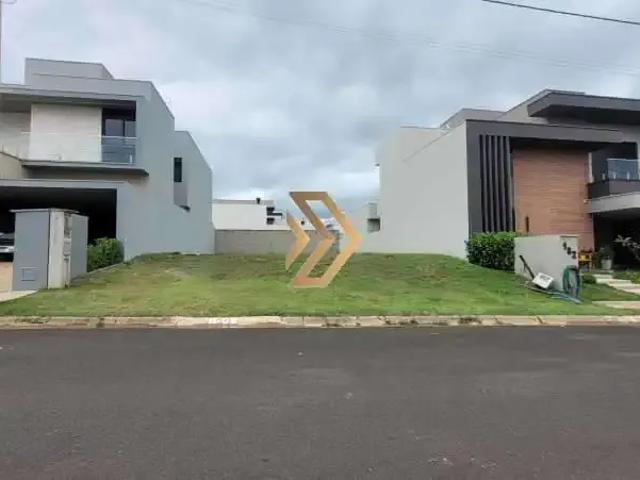 Terreno em Condomínio para Venda em Marília/SP Jardins de Monet