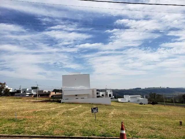 Terreno em Condomínio para Venda em Marília/SP Residencial Vale Verde