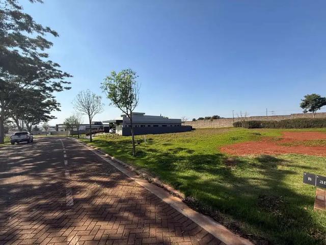 Terreno em Condomínio para Venda em Maringá/PR Jardins de Monet Residence