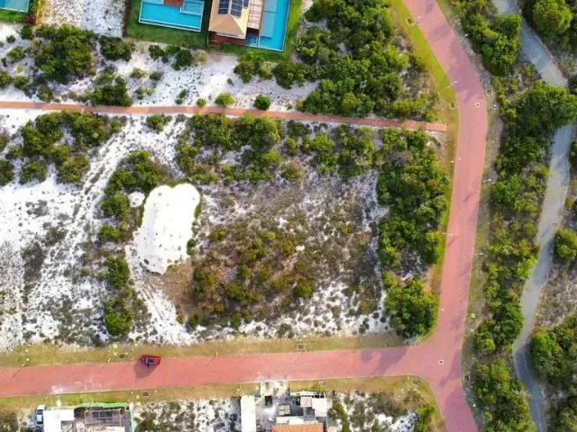 Terreno em Condomínio para Venda em Mata de São João/BA Praia do Forte