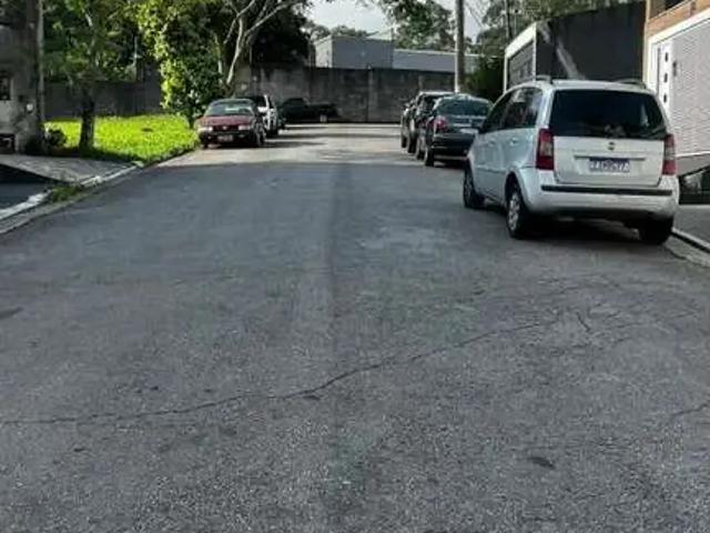 Terreno em Condomínio para Venda em Mauá/SP Parque São Vicente