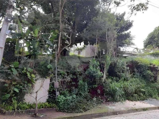 Terreno em Condomínio para Venda em Niterói/RJ Badu