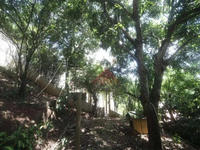 Terreno em Condomínio para Venda em Niterói/RJ Baldeador