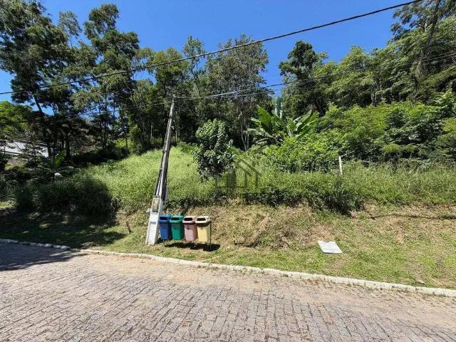 Terreno em Condomínio para Venda em Niterói/RJ Engenho do Mato