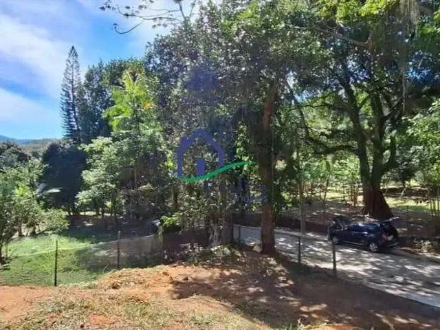 Terreno em Condomínio para Venda em Niterói/RJ Engenho do Mato