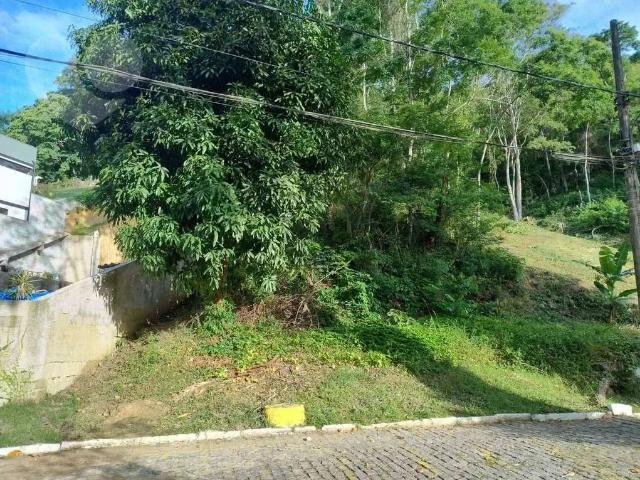Terreno em Condomínio para Venda em Niterói/RJ Engenho do Mato