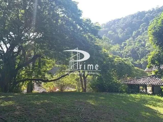 Terreno em Condomínio para Venda em Niterói/RJ Itaipu