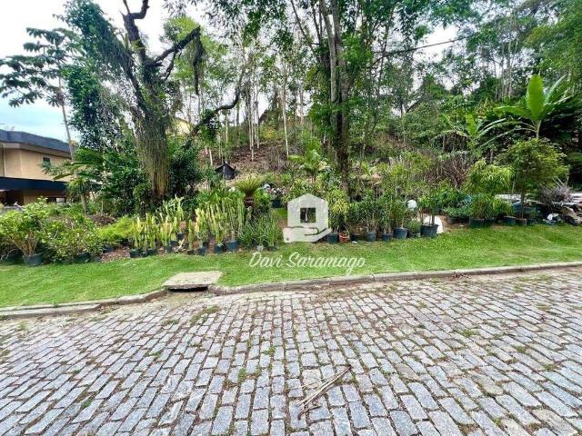 Terreno em Condomínio para Venda em Niterói/RJ Mata Paca