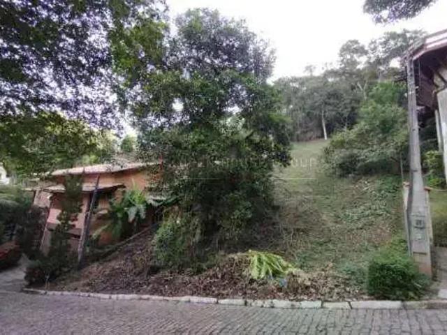 Terreno em Condomínio para Venda em Niterói/RJ Serra Grande