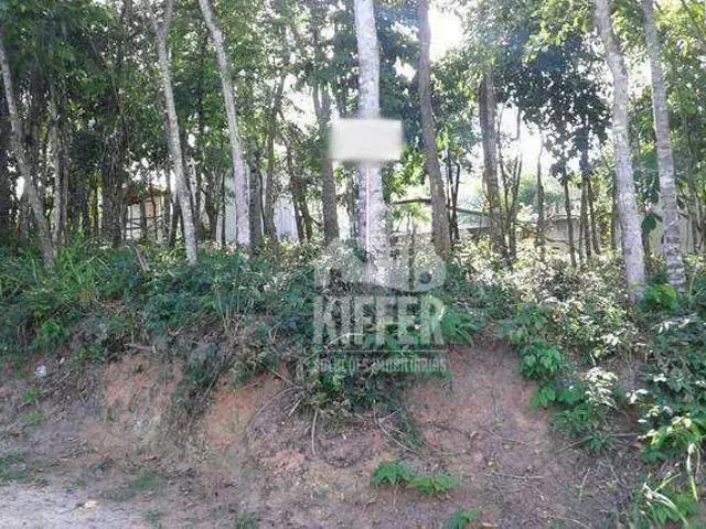 Terreno em Condomínio para Venda em Niterói/RJ Pendotiba