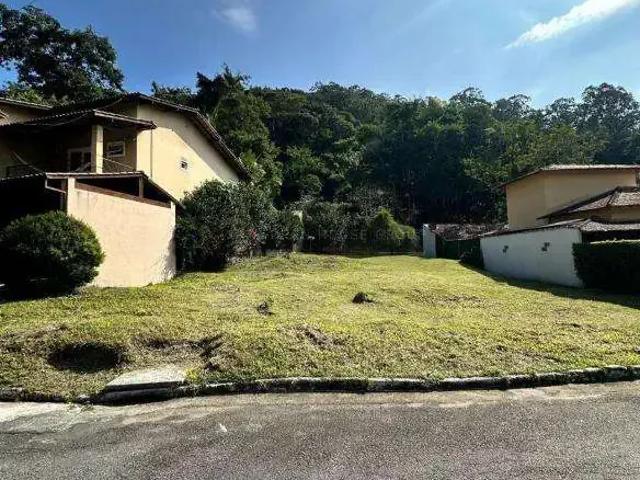 Terreno em Condomínio para Venda em Niterói/RJ Rio do Ouro