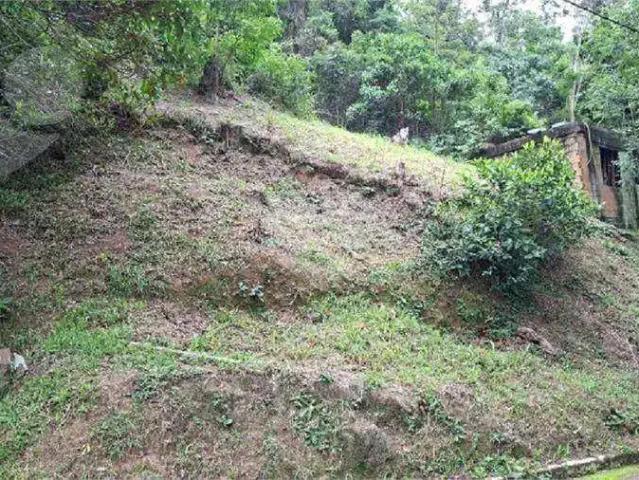 Terreno em Condomínio para Venda em Niterói/RJ Rio do Ouro
