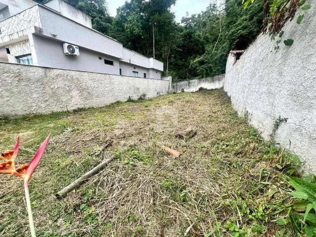 Terreno em Condomínio para Venda em Niterói/RJ Várzea das Moças