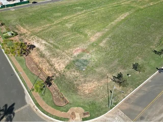 Terreno em Condomínio para Venda em Nova Odessa/SP Residencial Jardins da Cidade