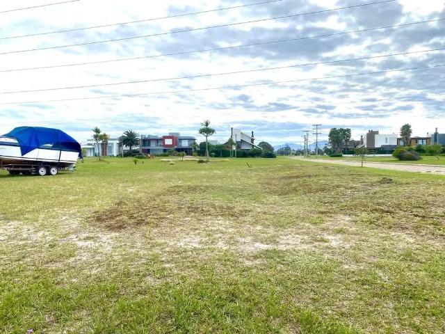 Terreno em Condomínio para Venda em Osório/RS Atlântida Sul Distrito