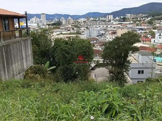 Terreno em Condomínio para Venda em Palhoça/SC Passa Vinte