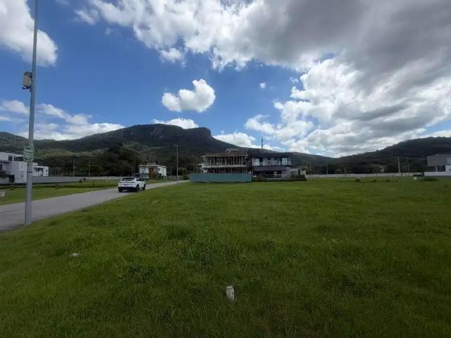 Terreno em Condomínio para Venda em Palhoça/SC Pedra Branca