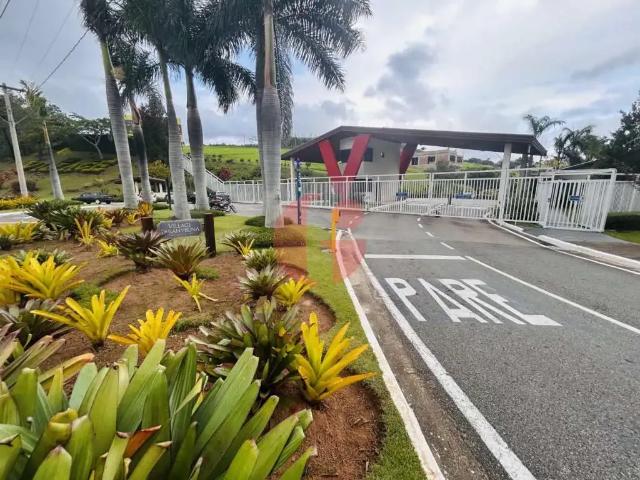 Terreno em Condomínio para Venda em Paraibuna/SP Village Parahybuna