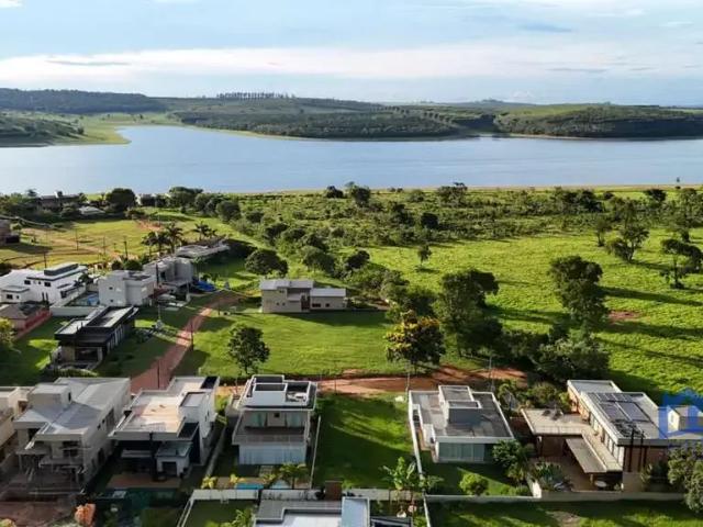 Terreno em Condomínio para Venda em Paranapanema/SP Terras de Jurumirim