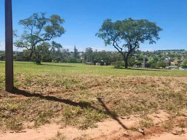 Terreno em Condomínio para Venda em Paranapanema/SP Riviera Santa Cristina