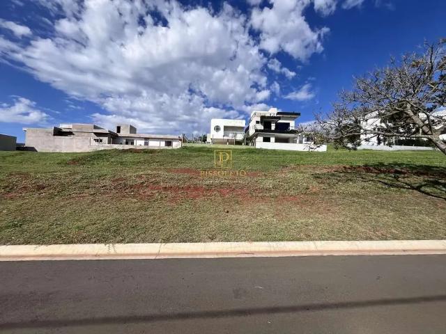 Terreno em Condomínio para Venda em Pardinho/SP Ninho Verde II