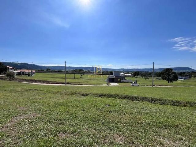 Terreno em Condomínio para Venda em Pardinho/SP Ninho Verde II