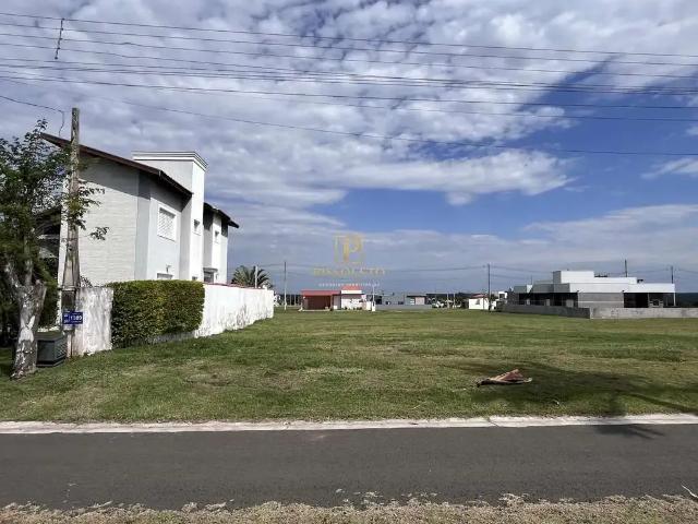 Terreno em Condomínio para Venda em Pardinho/SP Ninho Verde II