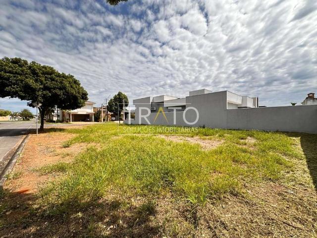 Terreno em Condomínio para Venda em Paulínia/SP Campos do Conde II