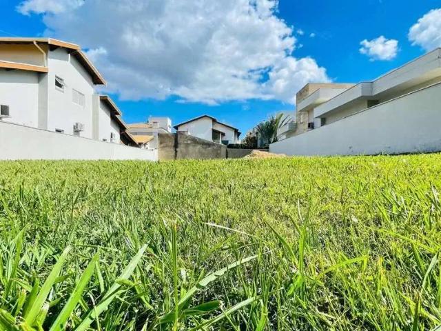 Terreno em Condomínio para Venda em Paulínia/SP Condomínio Metropolitan Park
