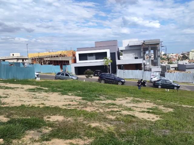 Terreno em Condomínio para Venda em Paulínia/SP Jardim Ypê
