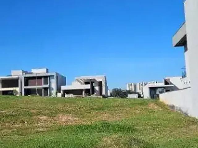 Terreno em Condomínio para Venda em Paulínia/SP Jardim Ypê
