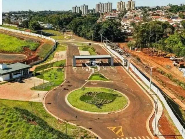 Terreno em Condomínio para Venda em Paulínia/SP Jardim Fortaleza