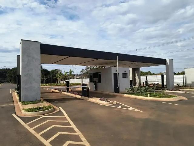 Terreno em Condomínio para Venda em Paulínia/SP Jardim Fortaleza