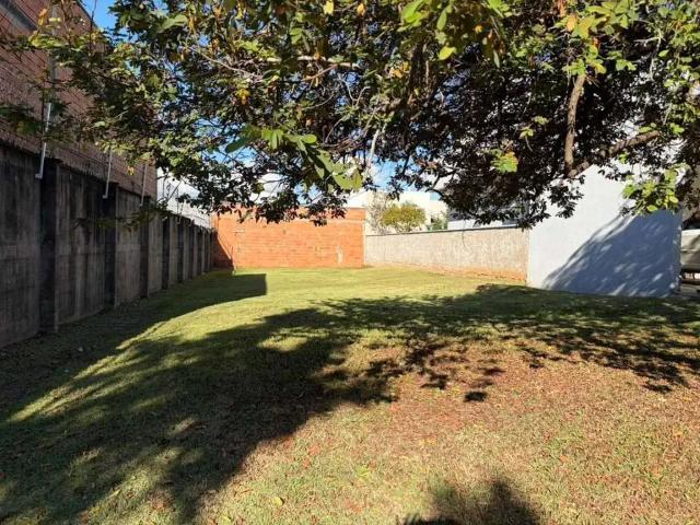Terreno em Condomínio para Venda em Paulínia/SP Jardim Planalto