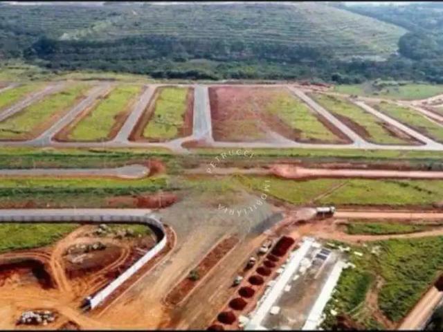 Terreno em Condomínio para Venda em Paulínia/SP São Bento
