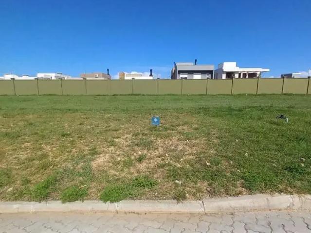 Terreno em Condomínio para Venda em Pelotas/RS Laranjal
